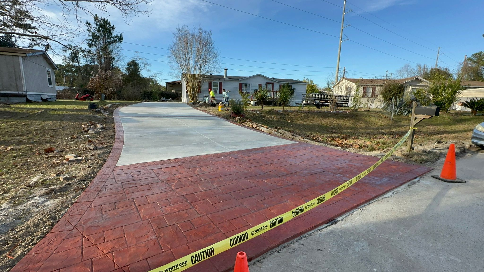 Stamp Concrete Driveway With Border - L&I Stamped Concrete and Floor Decor